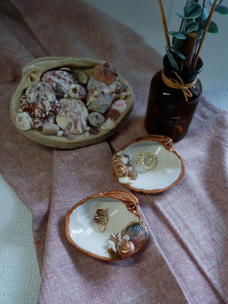 Pearl and Gold Clam/oyster Shell Ring Dish, Bridal Shower Favors, Beach ...