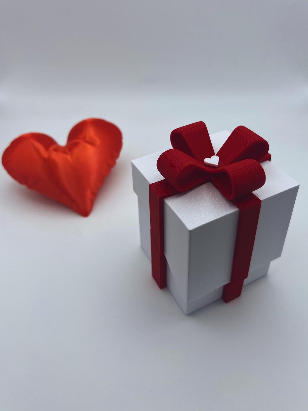3D Printed Ring Box With Customizable Heart - Etsy