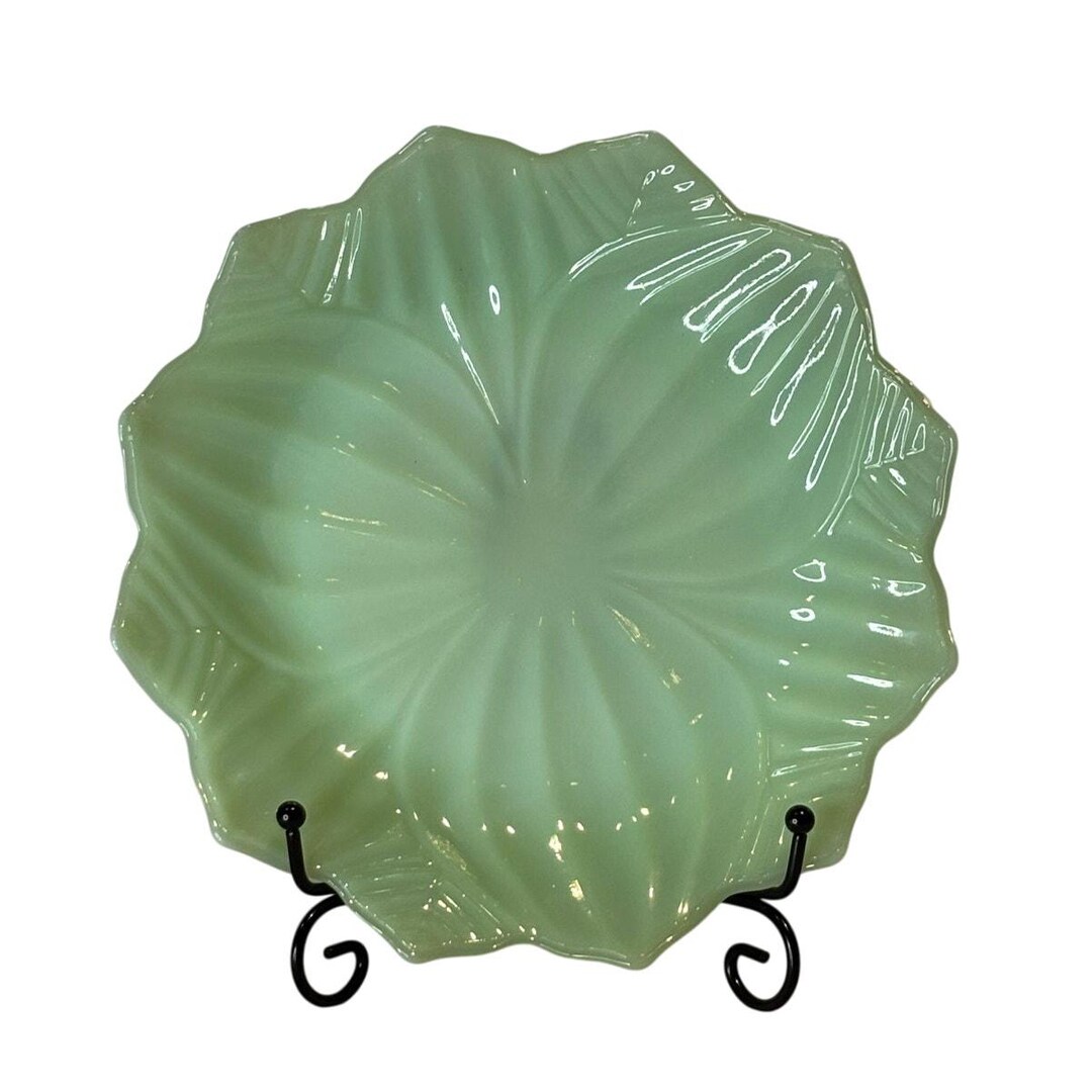 Vintage 1950's Jadeite Plate, Green Glass, Leaf and Blossom, Fire King ...