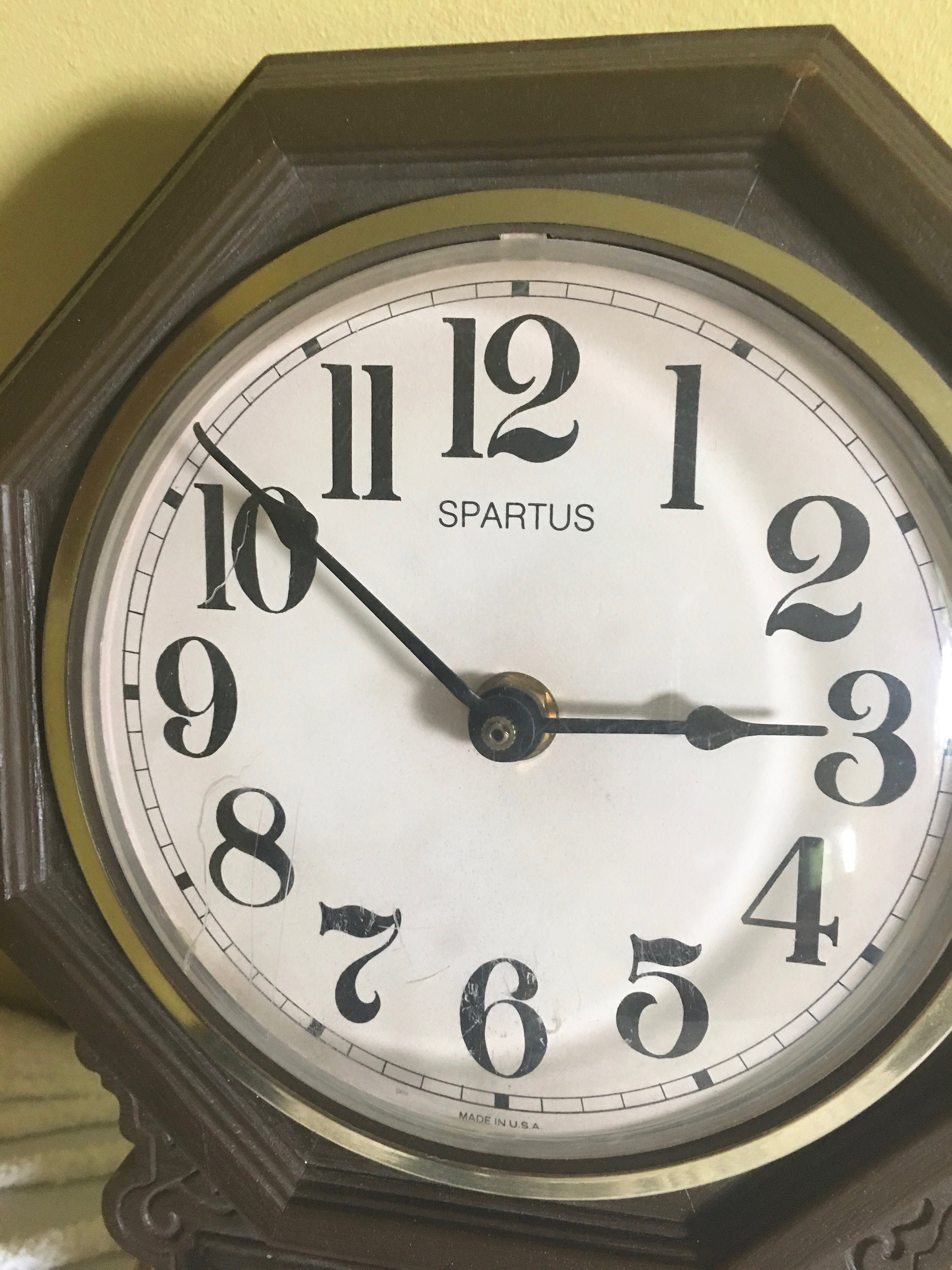 Vintage Electric Spartus Pendulum Wall Clock | Etsy