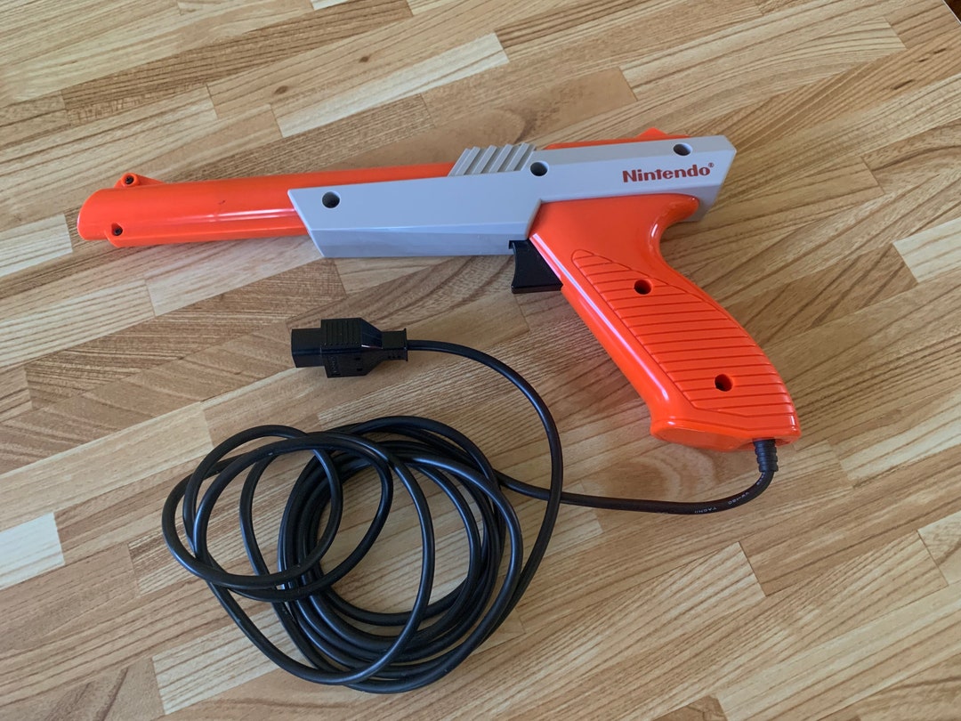 NES Nintendo Zapper Gun Controller 1985 - Etsy