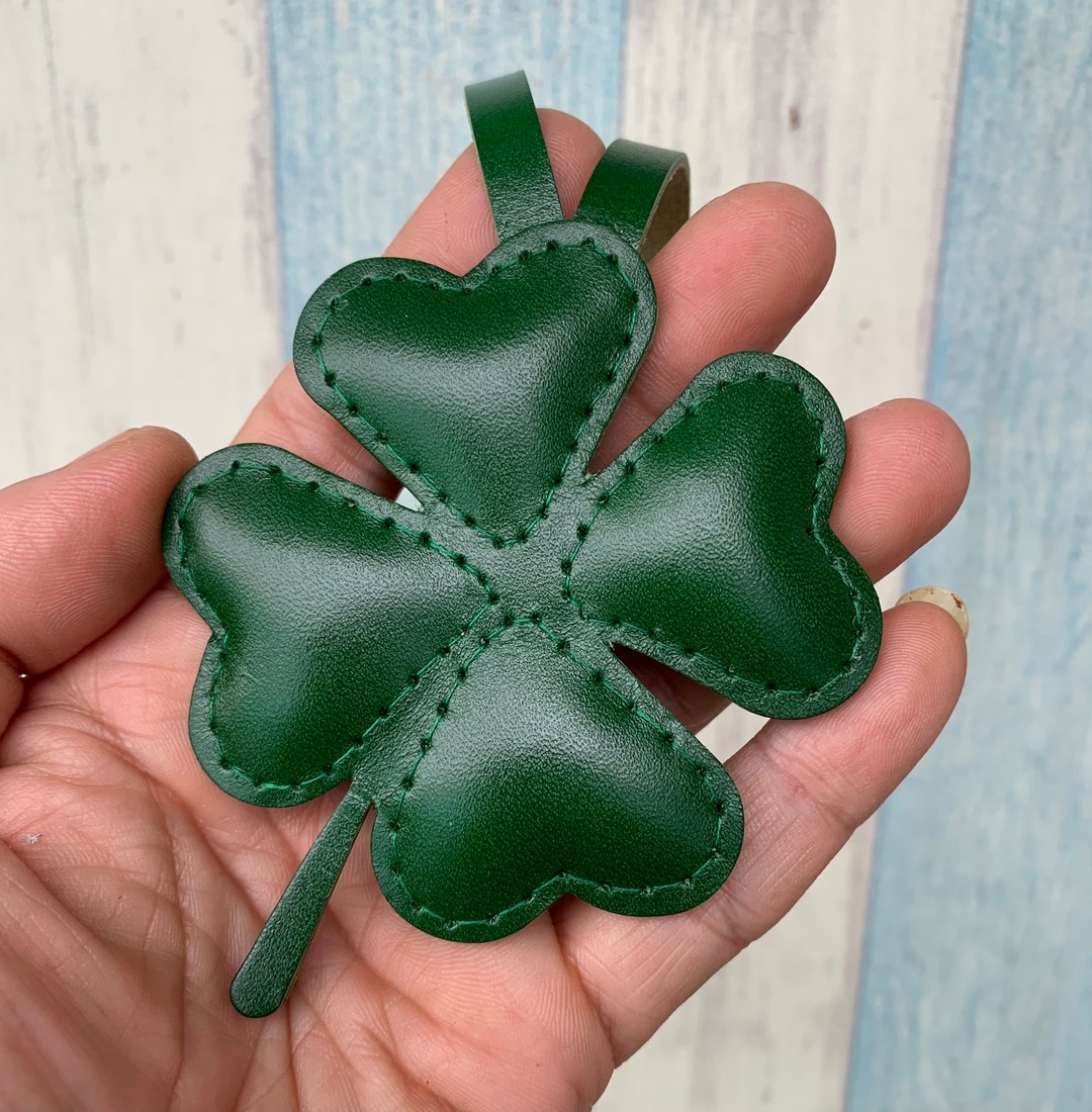 Small Size Clover the Vegetable Tanned Leather Leather Charm Dark Green ...