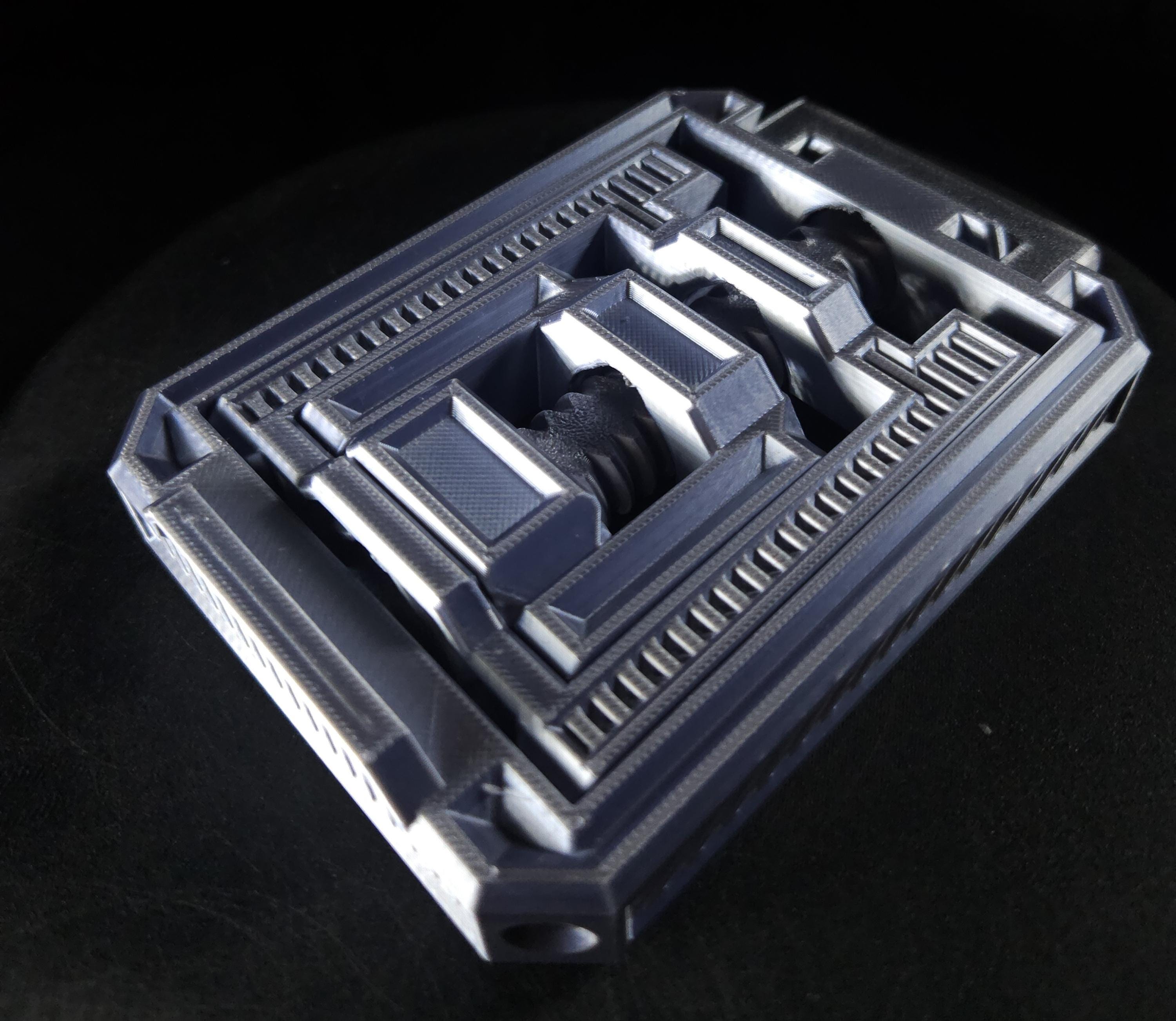 Twisting Mechanical Phone Stand - Etsy