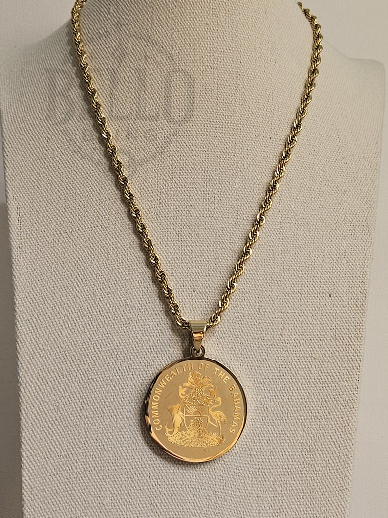 Gold Bahamas Coin Pendant Necklace Commonwealth of the Bahamas ...