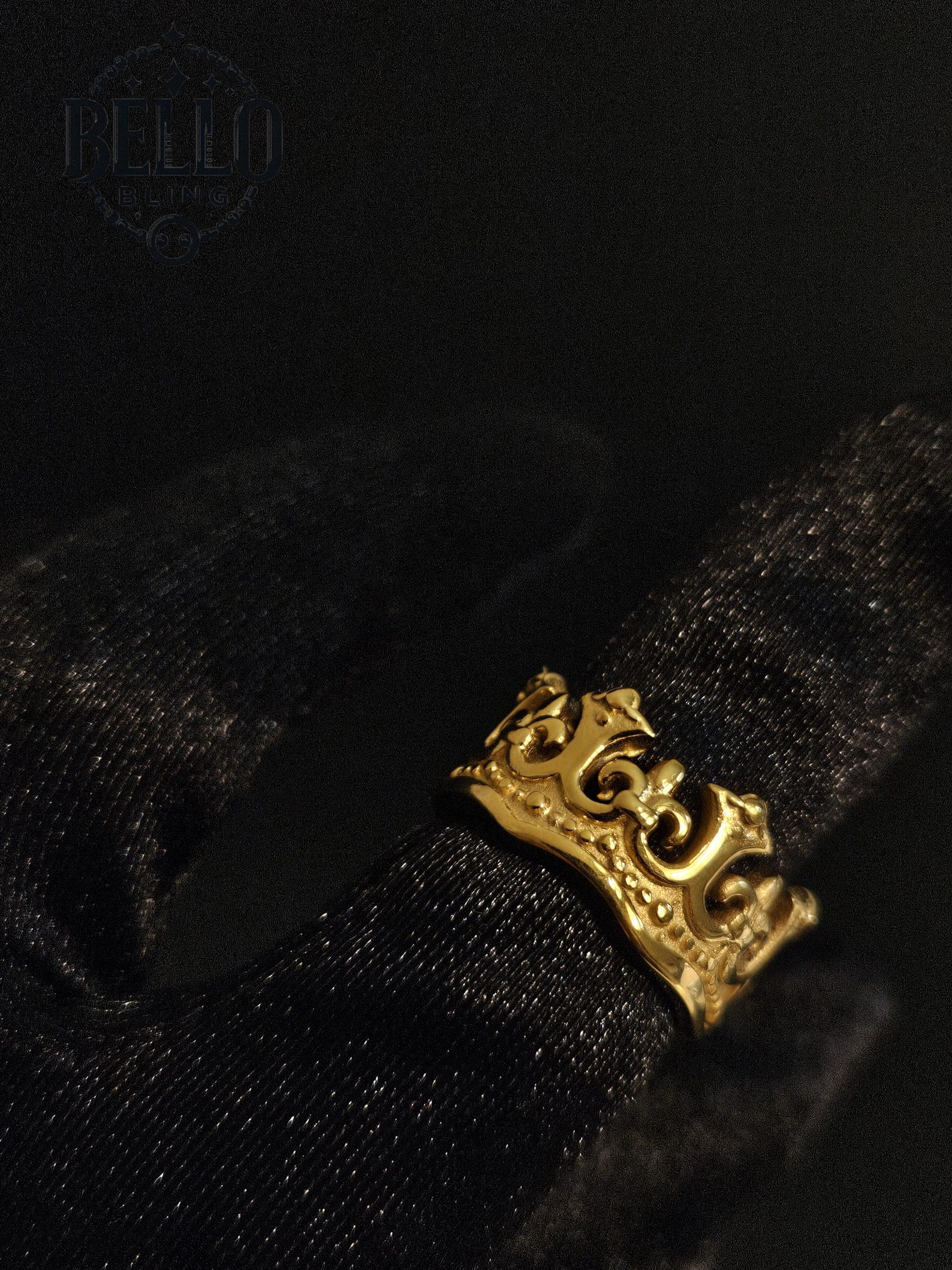 Solid Crown Ring in Gold Stainless Steel - Regal King's Crown Design ...