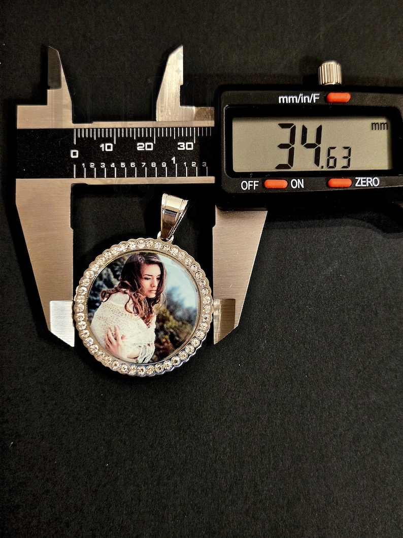 Customize Round Memory Photo Pendant Necklace | Personalized Picture ...