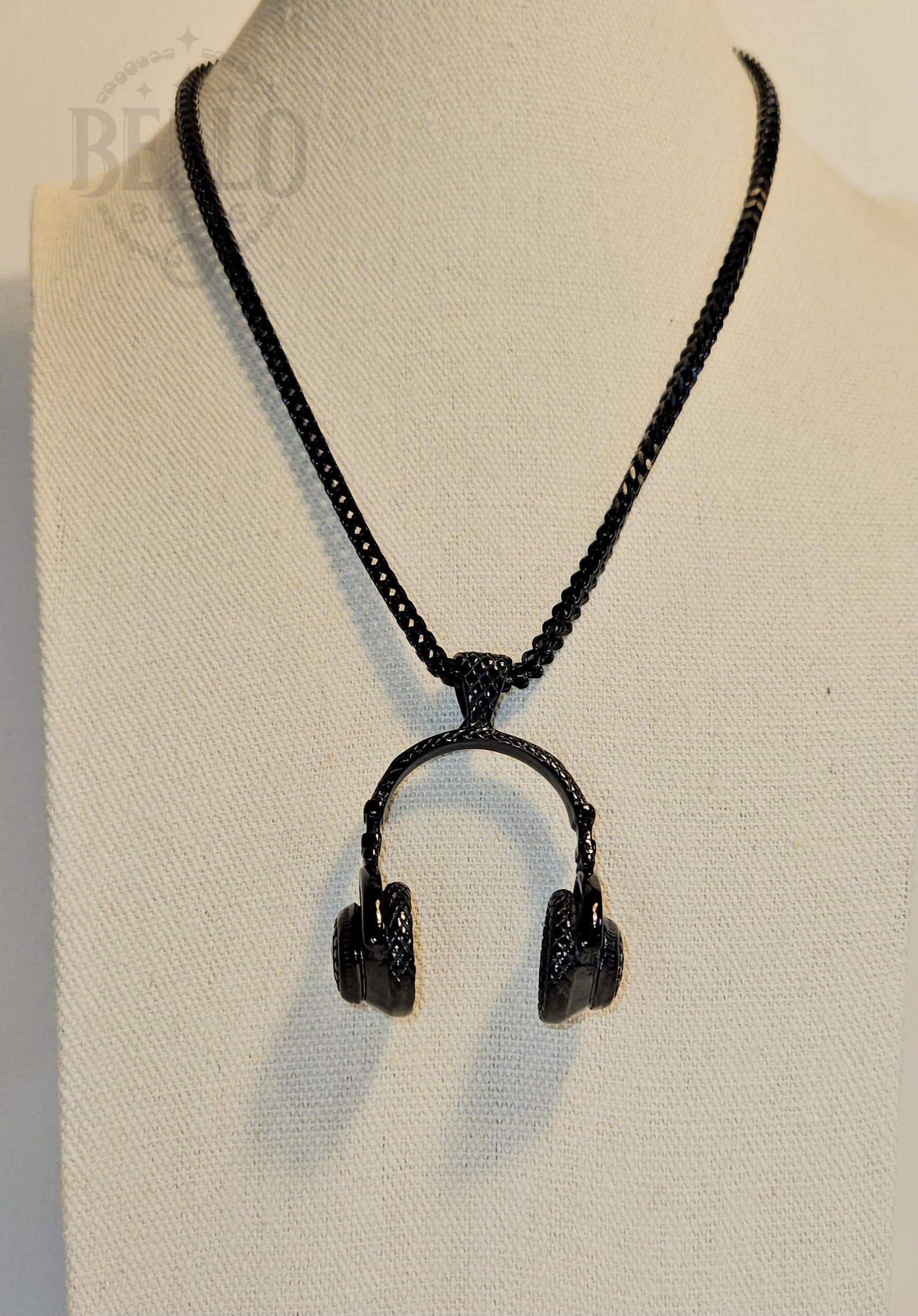 Black Headphones Pendant Necklace - Music Lover Jewelry, DJ Fashion ...