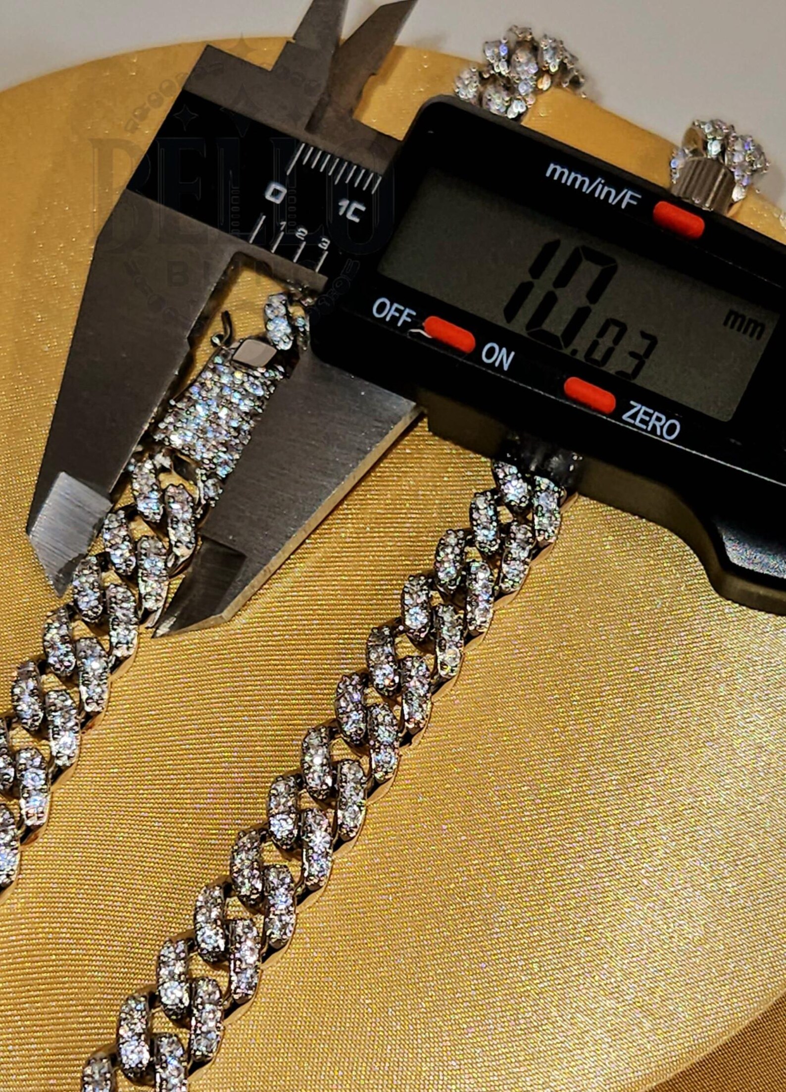 Miami Cuban Link Chain 10mm 22" Necklace, 14k White Gold Finish Iced ...