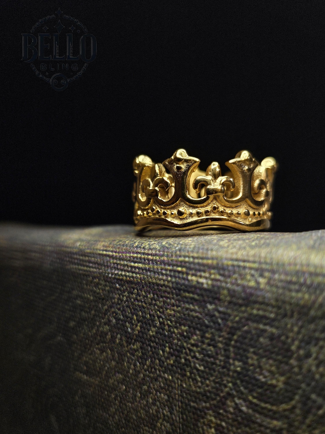 Solid Crown Ring in Gold Stainless Steel - Regal King's Crown Design ...
