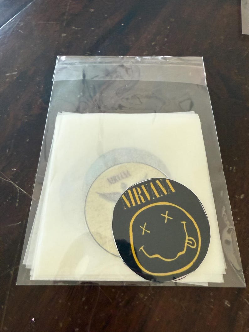 Nirvana, Oasis, and Green Day Edible Cupcake Toppers - Rock Legends on ...