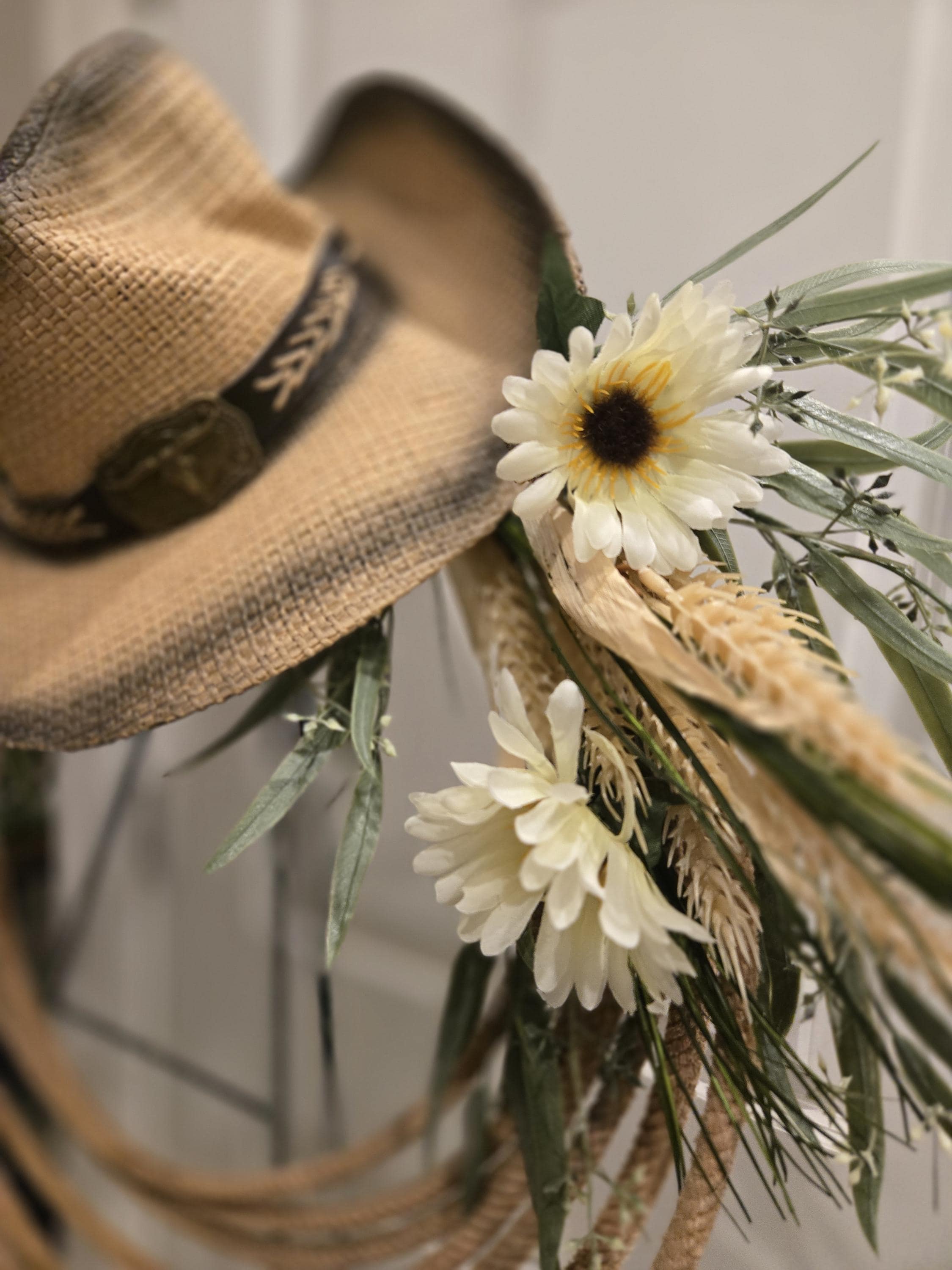 Western Lariat Rope Wreath With Cowboy Hat: Farmhouse Decor (26x26) - Etsy