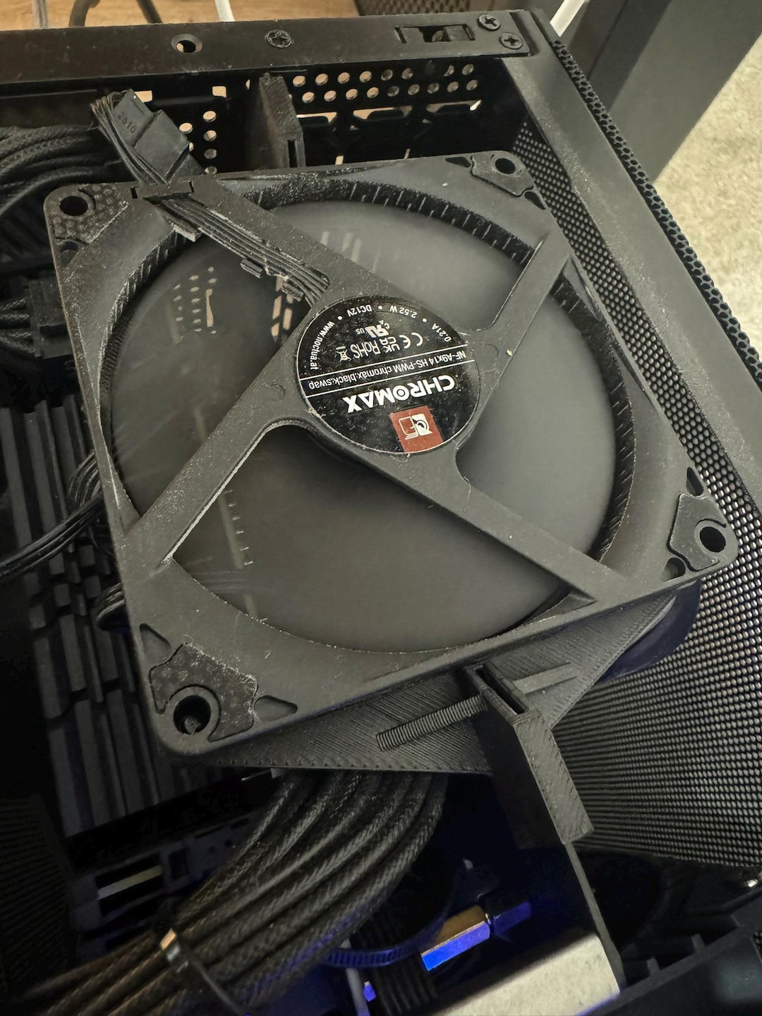 SSUPD Meshlicious 92mm Top Exhaust Fan Bracket - off Set and Central ...