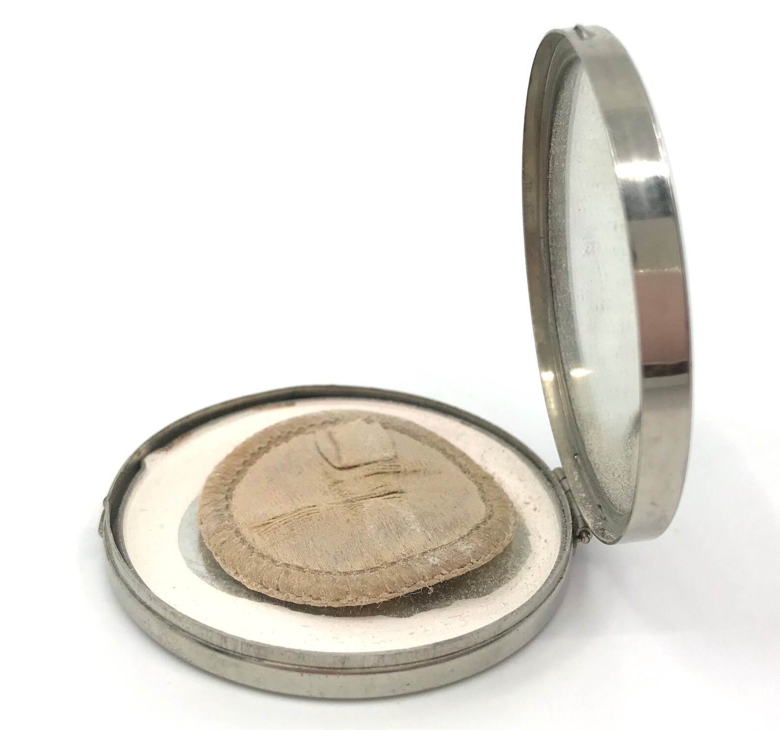 Art Deco Vintage Tre Jur Pressed Powder Ladies Compact Vanity Case 1920s Full Skirt Logo Sampler ...