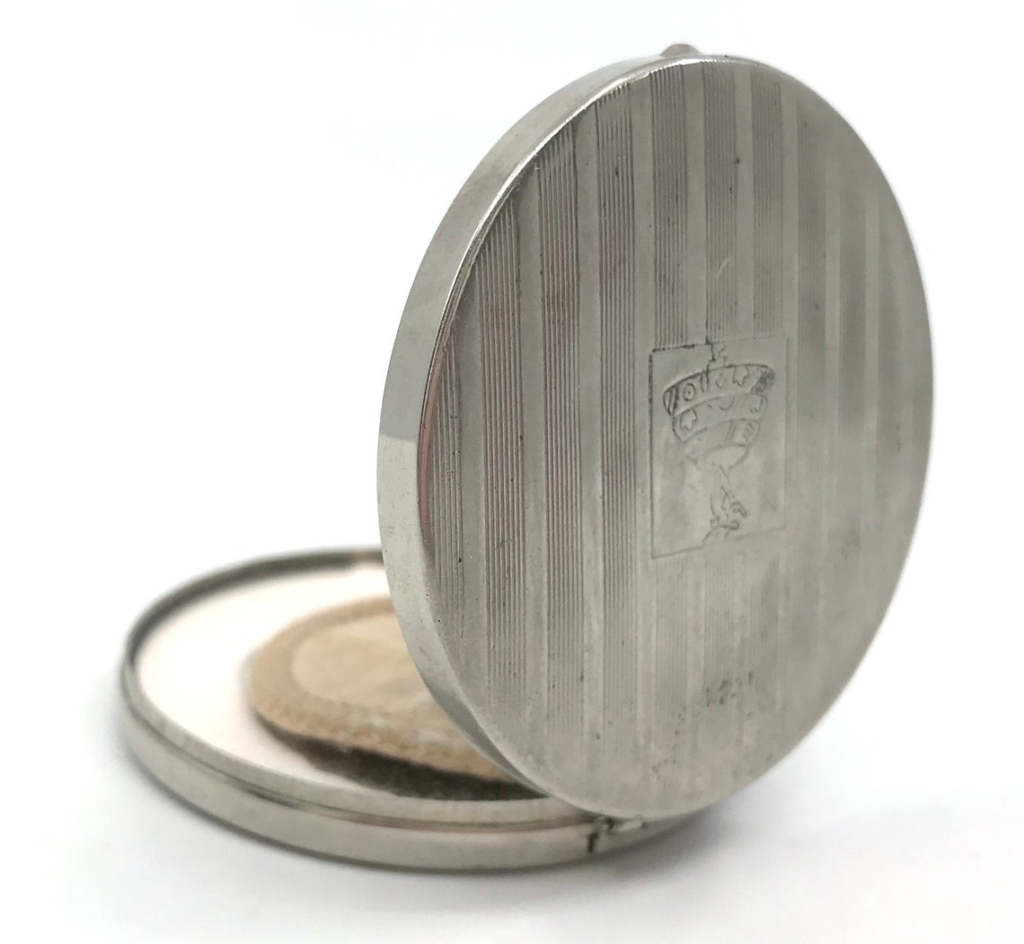 Art Deco Vintage Tre Jur Pressed Powder Ladies Compact Vanity Case 1920s Full Skirt Logo Sampler ...