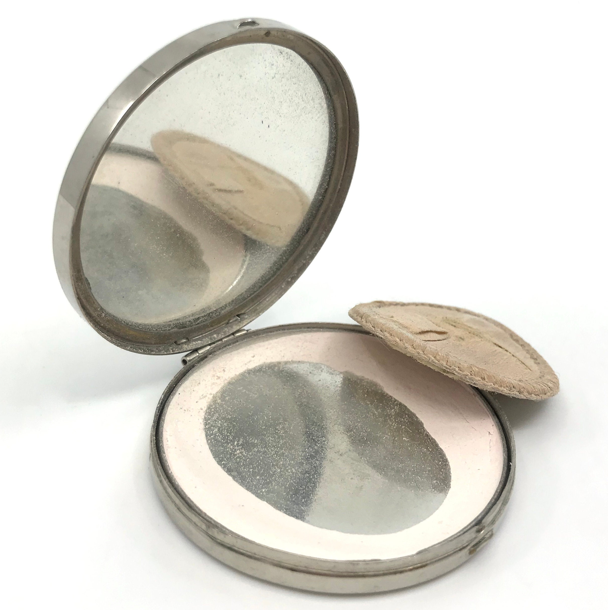 Art Deco Vintage Tre Jur Pressed Powder Ladies Compact Vanity Case 1920s Full Skirt Logo Sampler ...