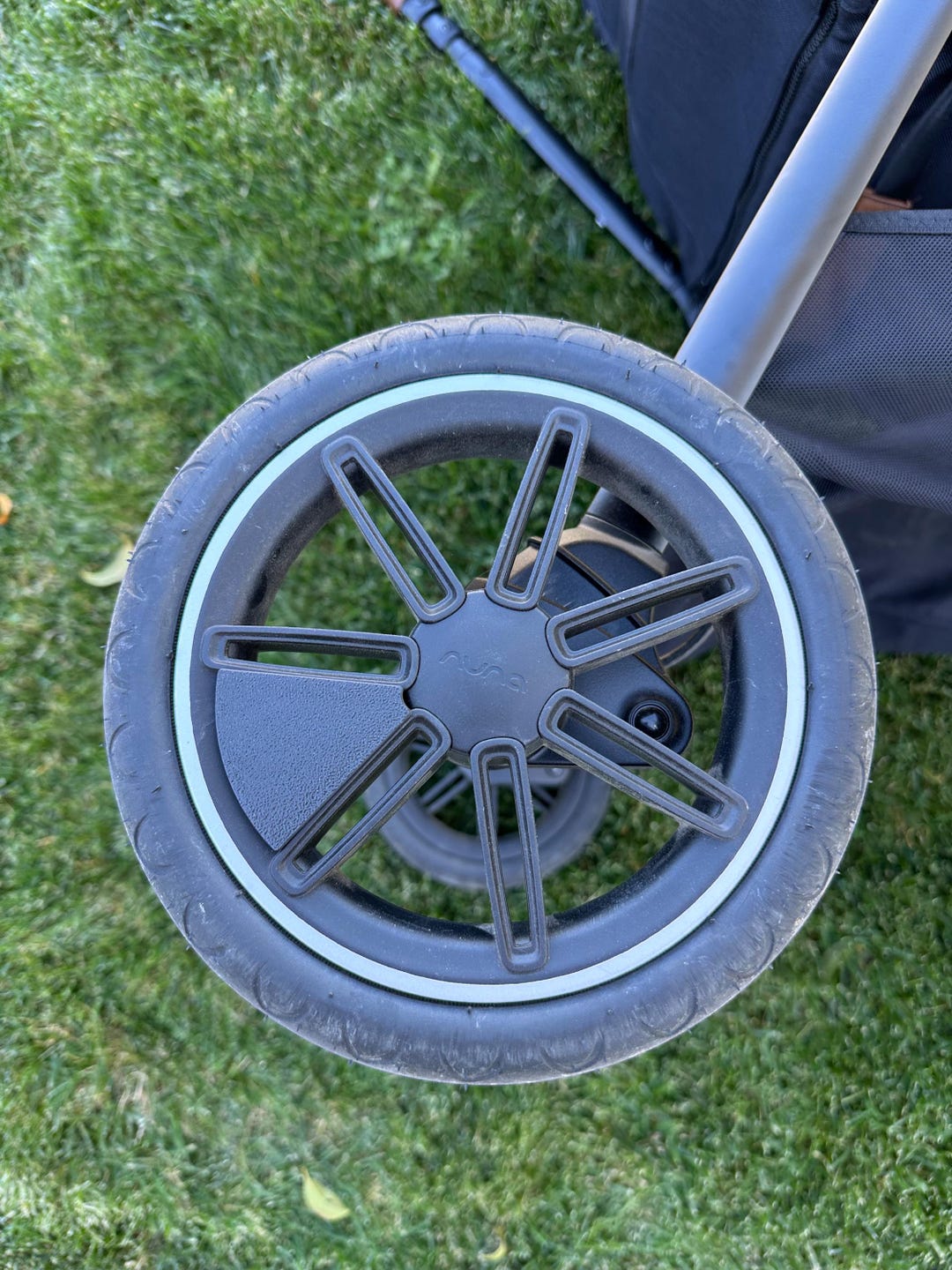 Stroller AirTag Bluetooth Tracker Holder for Nuna Triv Next - Etsy