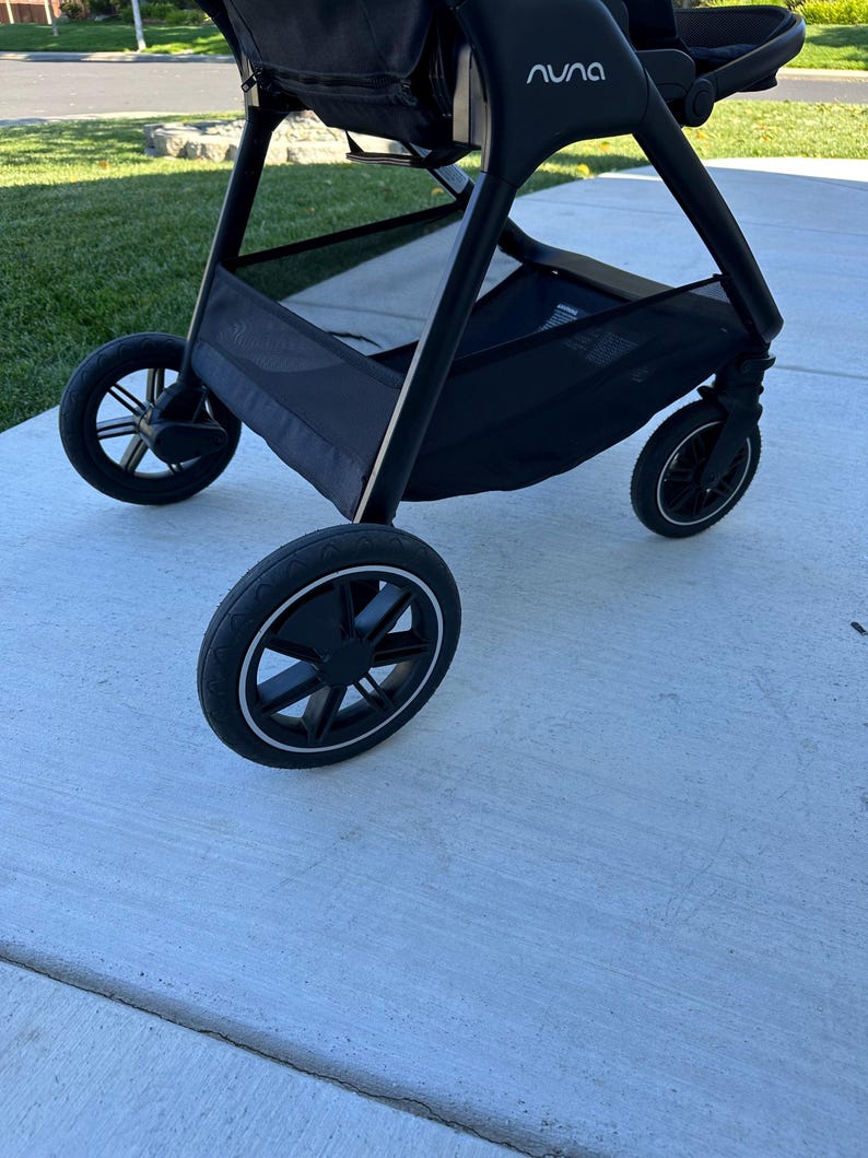Stroller AirTag Bluetooth Tracker Holder for Nuna Triv Next - Etsy