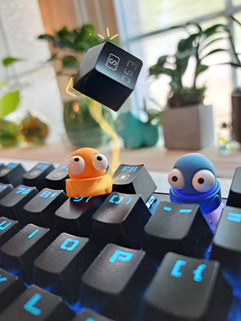 Handcrafted REPO Artisan Keycap: Collectible Mechanical Keyboard Decor ...