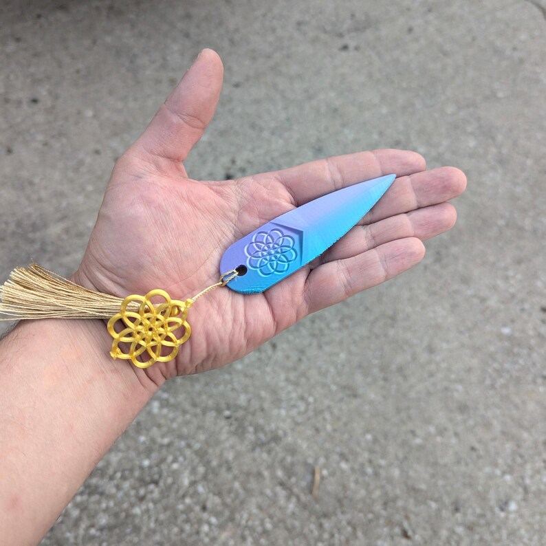 Zoey’s Knives - Kpop Demon Hunters - Cosplay - Etsy Canada