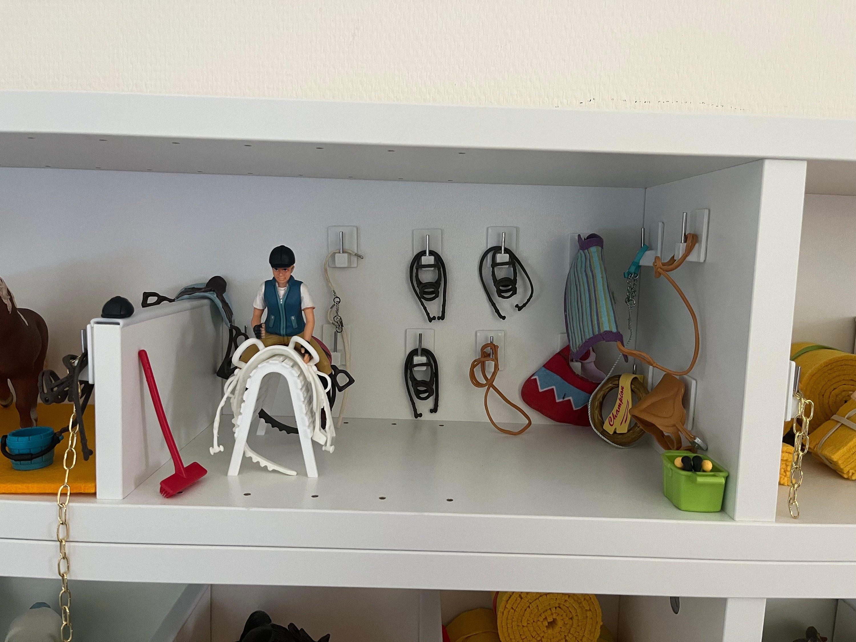 Instructions for a Shelf for Schleich Horses and Animals, Stable Shelf ...