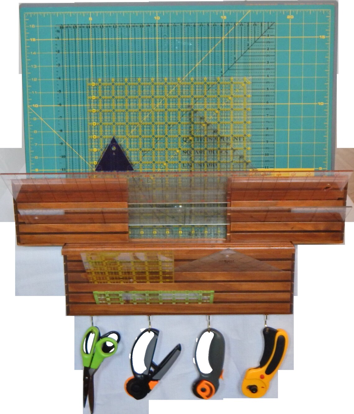 Rule-it-all Traveler Deluxe Wall-mount Quilting Ruler Rack. A Solid ...