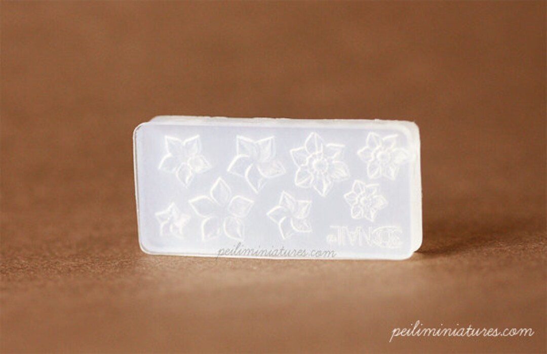 Bellflower Miniature Mold - Etsy