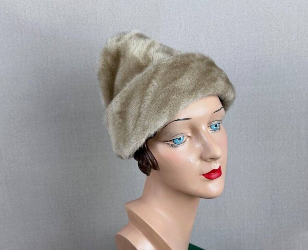 70s Beige Faux Fur Peaked Winter Hat, Sz 22 1/2, VFG - Etsy