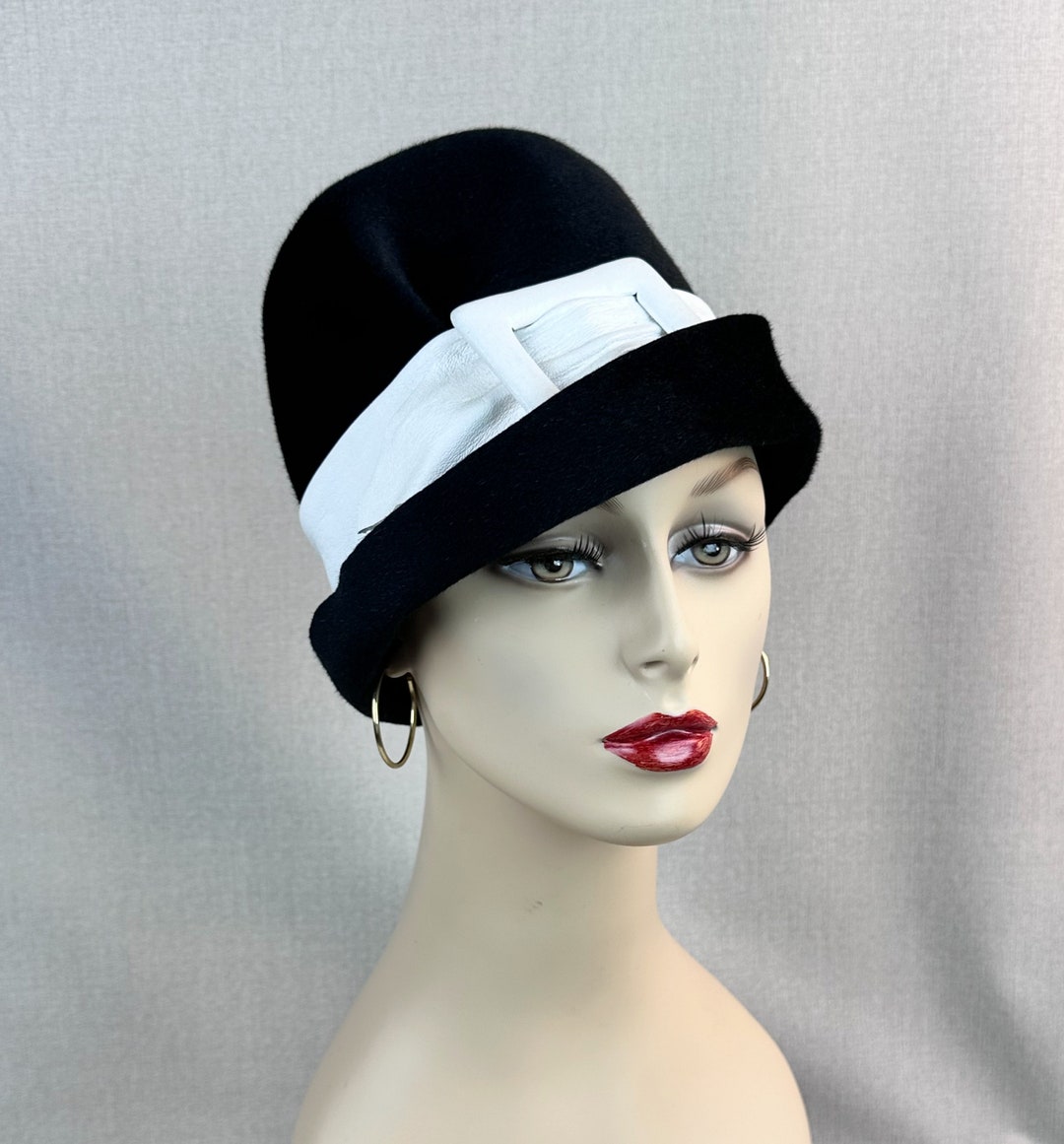 Vintage 70s Fur Felt Cloche Hat - Black Brimmed Hat With White Leather ...