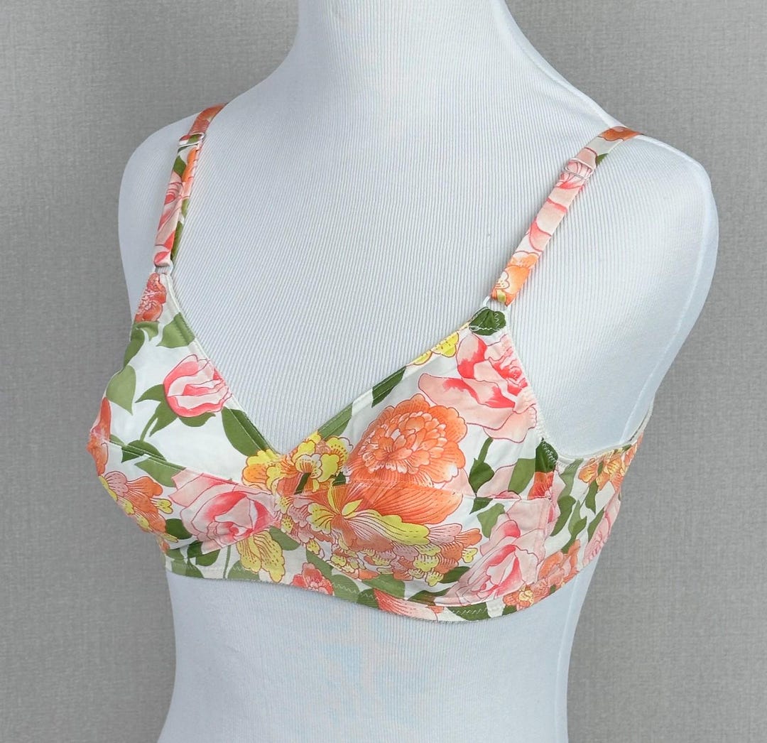 Vintage 70s Vanity Fair Floral Bra 36B - Etsy