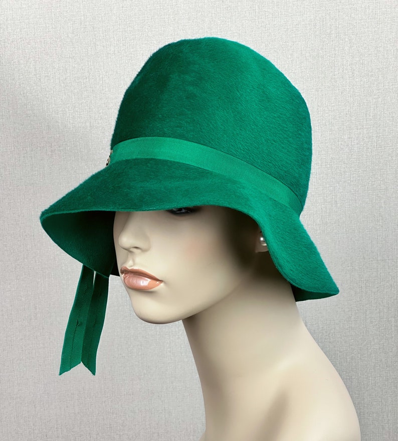 Vintage 70s Kelly Green Fur Felt Bucket Style Hat by Lora - Etsy