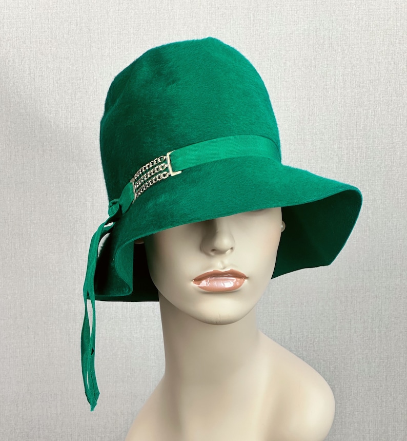 Vintage 70s Kelly Green Felt Bucket Style Hat by Lora - Etsy