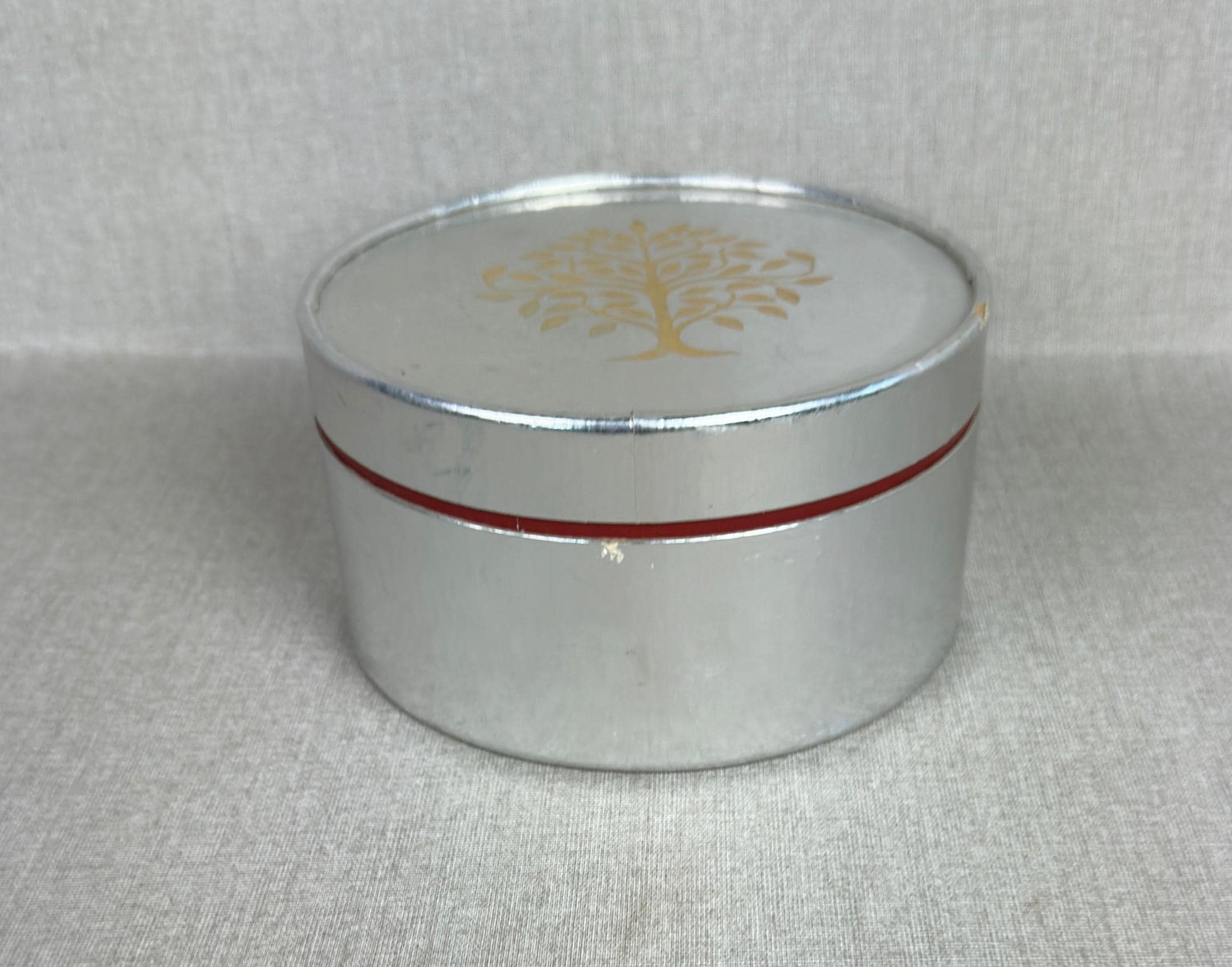 Vintage Herbessence 6oz Dusting Powder by Helena Rubinstein, Deadstock ...