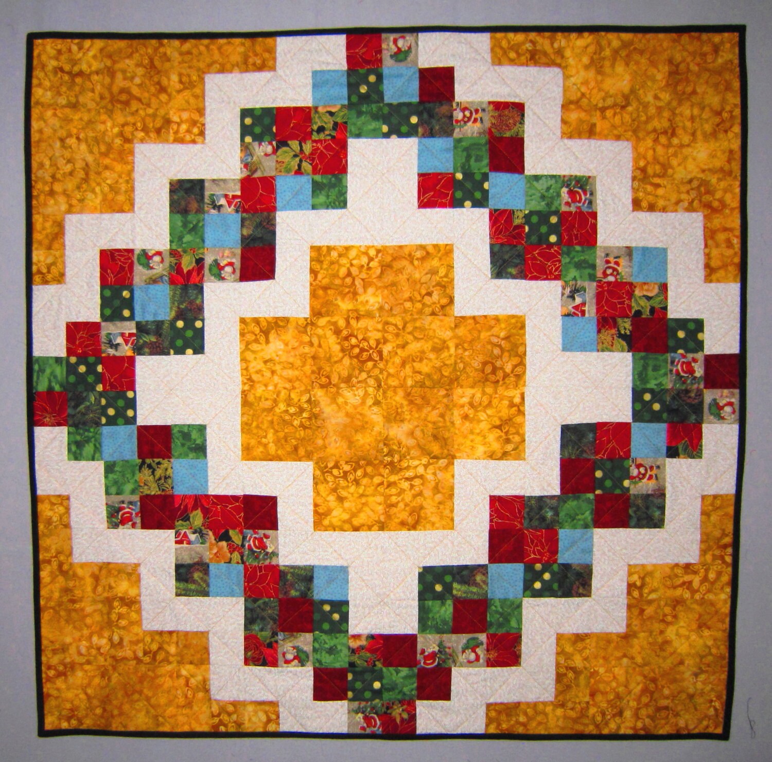 CHRISTMAS WREATH Quilt From Quilts by Elena - Etsy