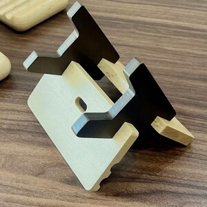 Cute Wooden Chair Phone Holder for Desktop, Unique Chair Cell Phone ...