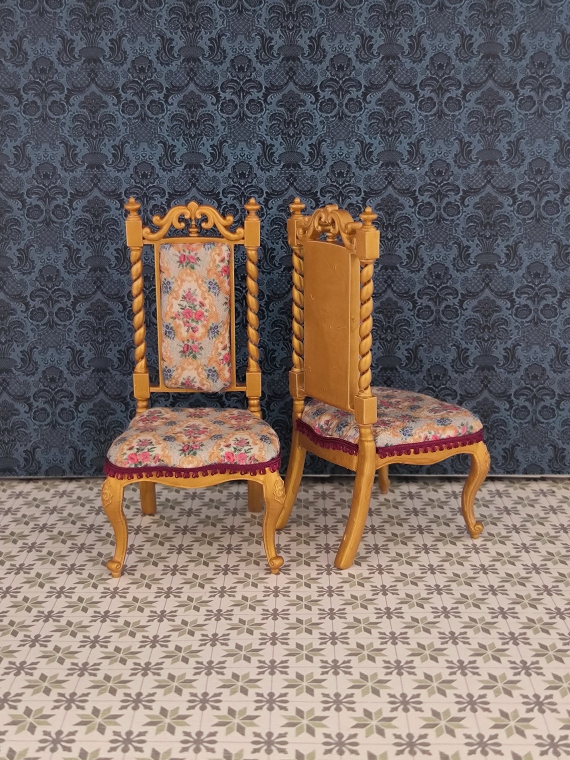 Dollhouse Miniature Chairs in 1/12 Scale for Gift - Etsy