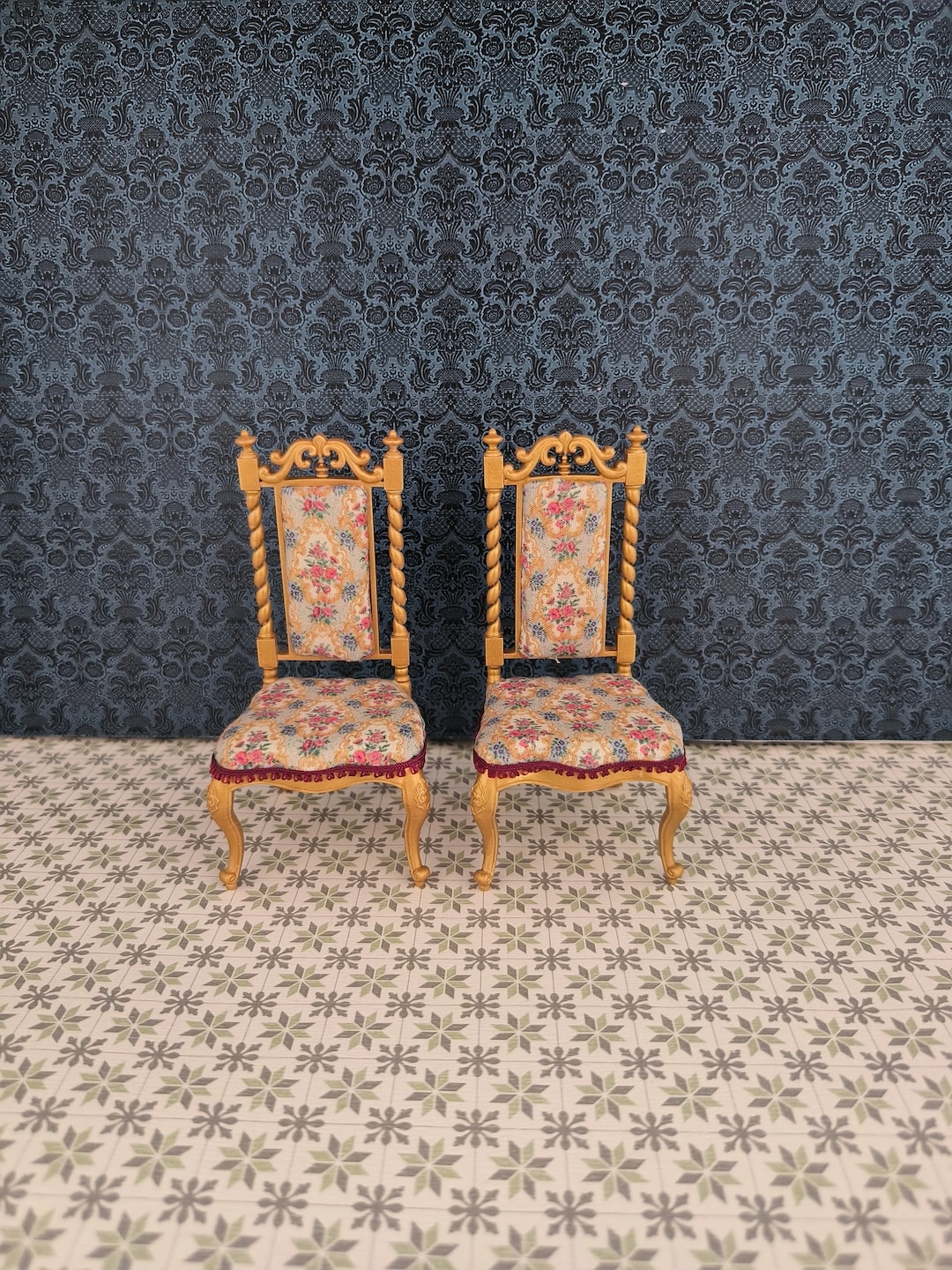 Dollhouse Miniature Chairs in 1/12 Scale for Gift - Etsy