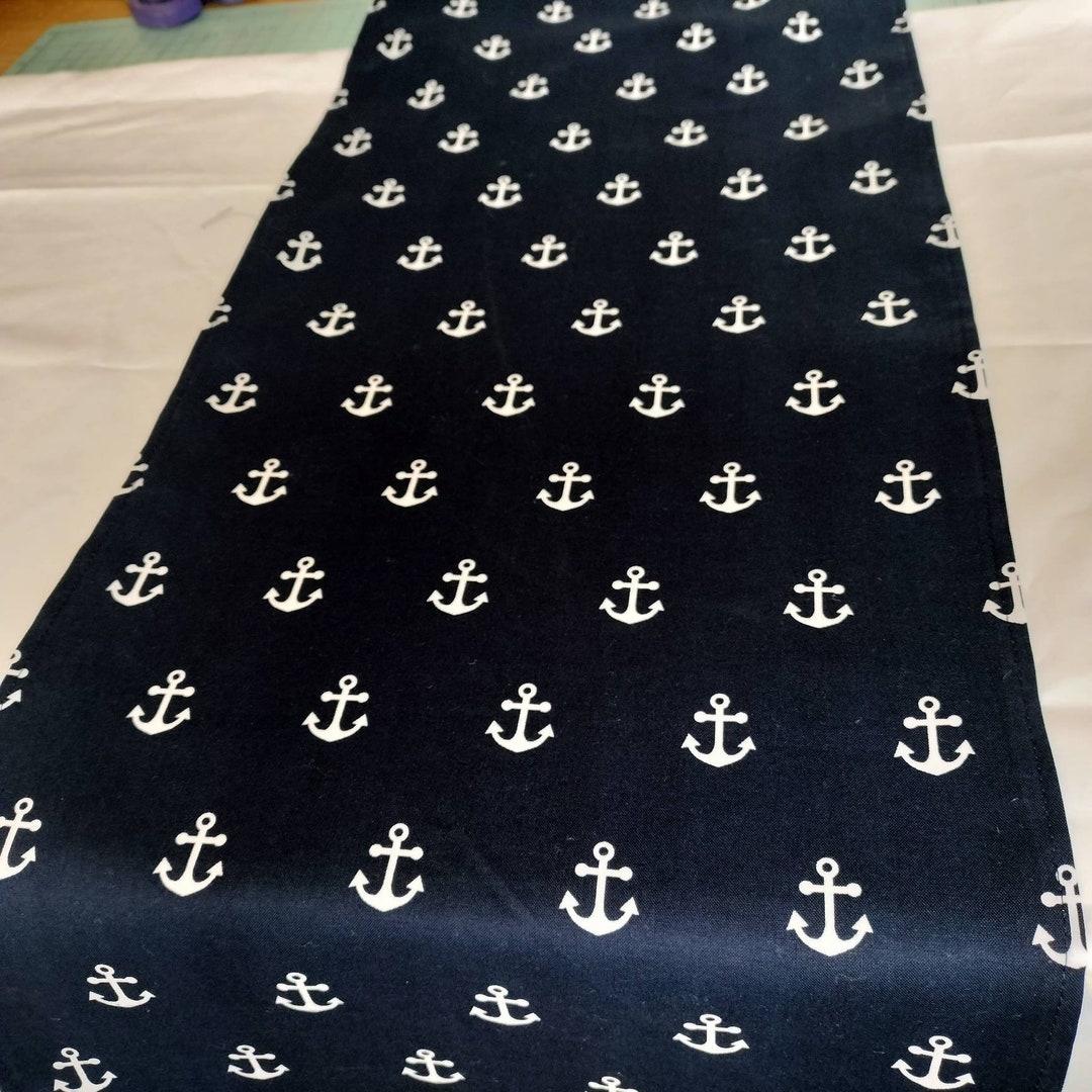 ANCHOR TABLE LINENS- Table Runners, Napkins, White Anchors on Navy Blue ...