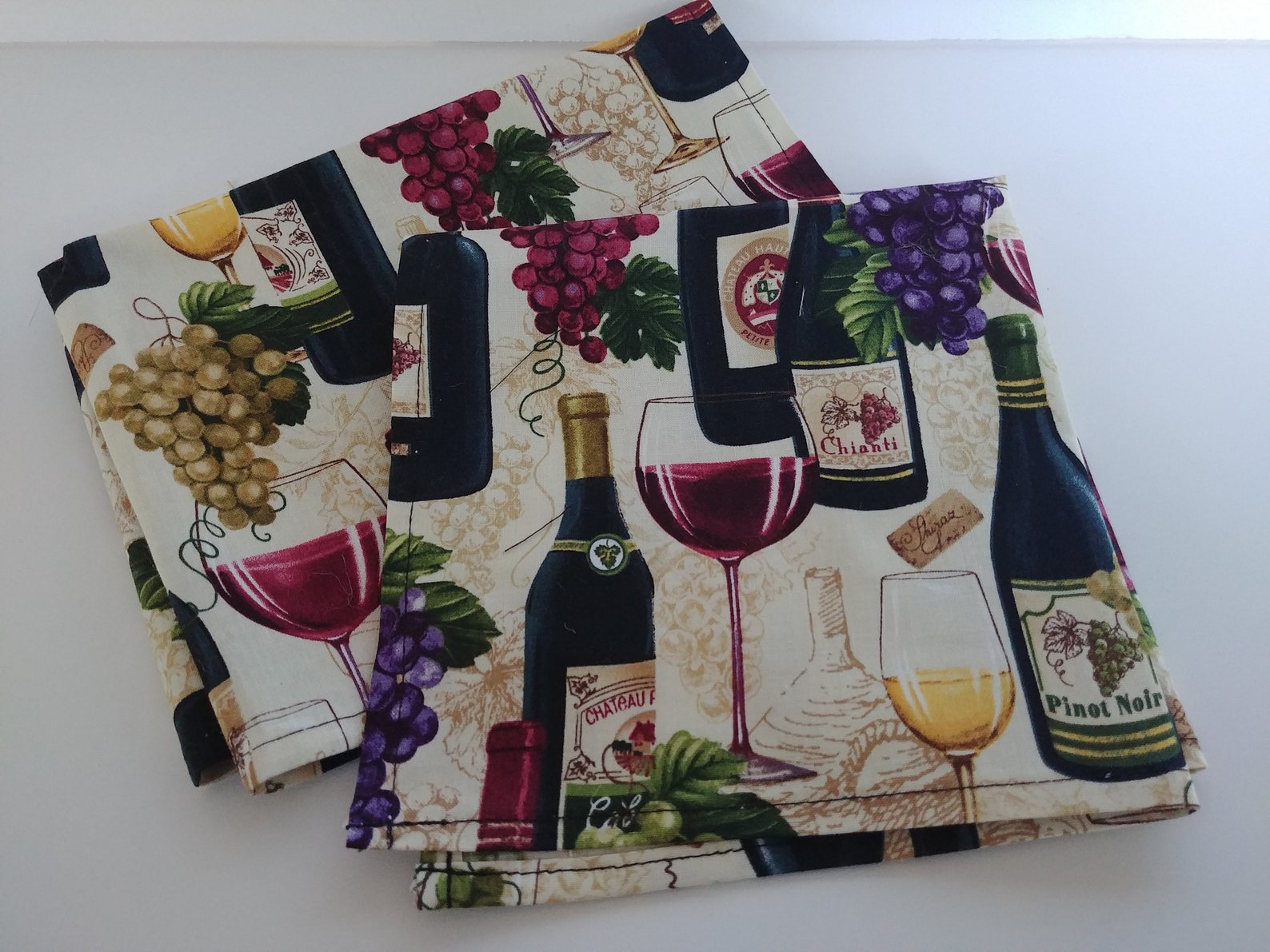 WINE and GRAPES LINENS table Runner or Napkins or Placemats - Etsy