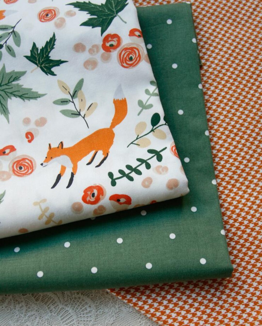 6202 - Kawaii Fox Leaf Floral & Polka Dot Houndstooth Cotton Fabric ...