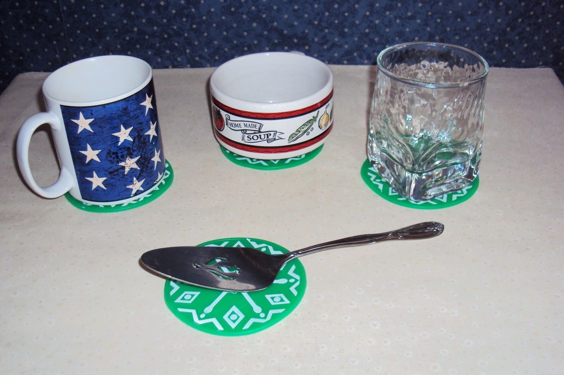 Green Silicone Slip Resistant Table Coasters, Desk Coaster, Candle Base ...