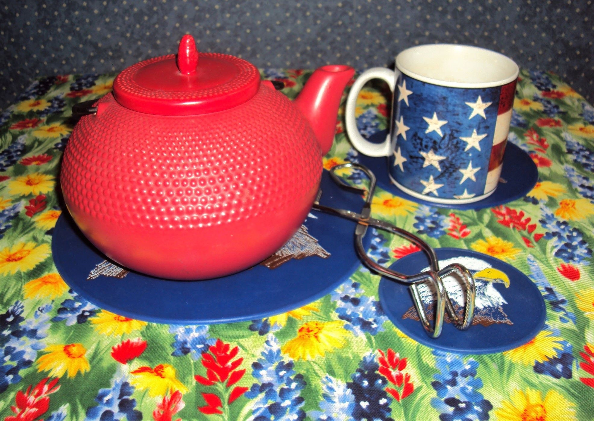 Blue Eagle Nonslip Silicon Table Trivet, Table Coaster, Table Placemat ...