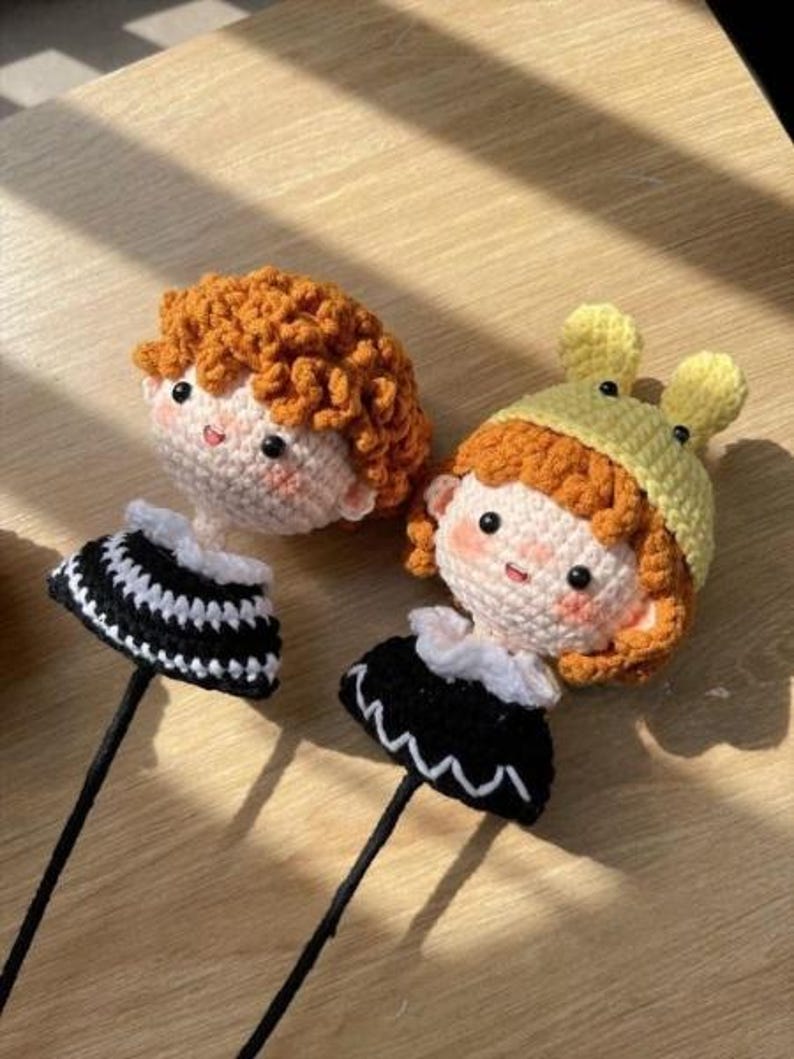 Mini Couple Keychain Crochet Patterns, Crochet Handmade Couple Keychain ...