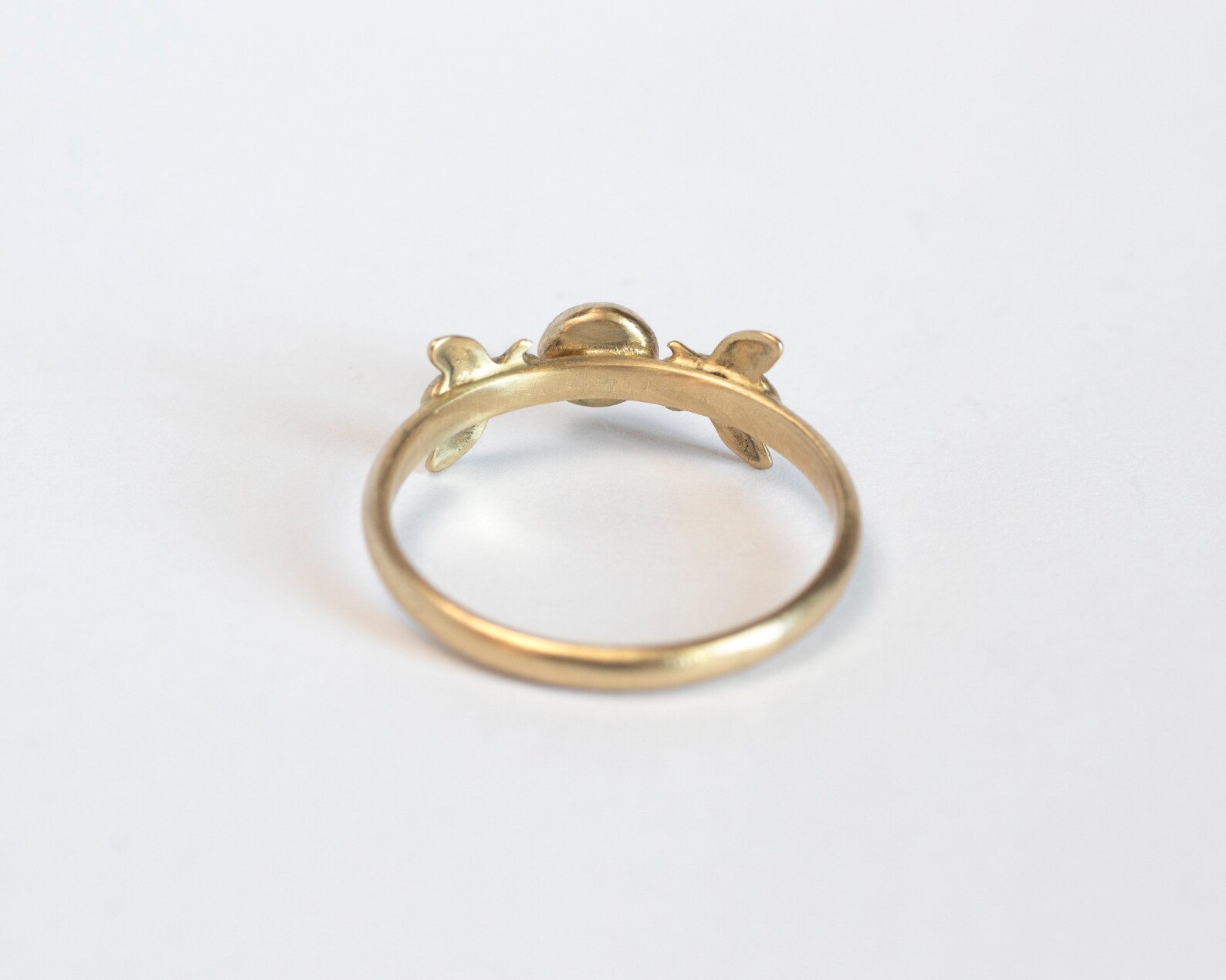 14k Gold Bee Ring Gold Solitaire Gemstone Ring Rosecut | Etsy