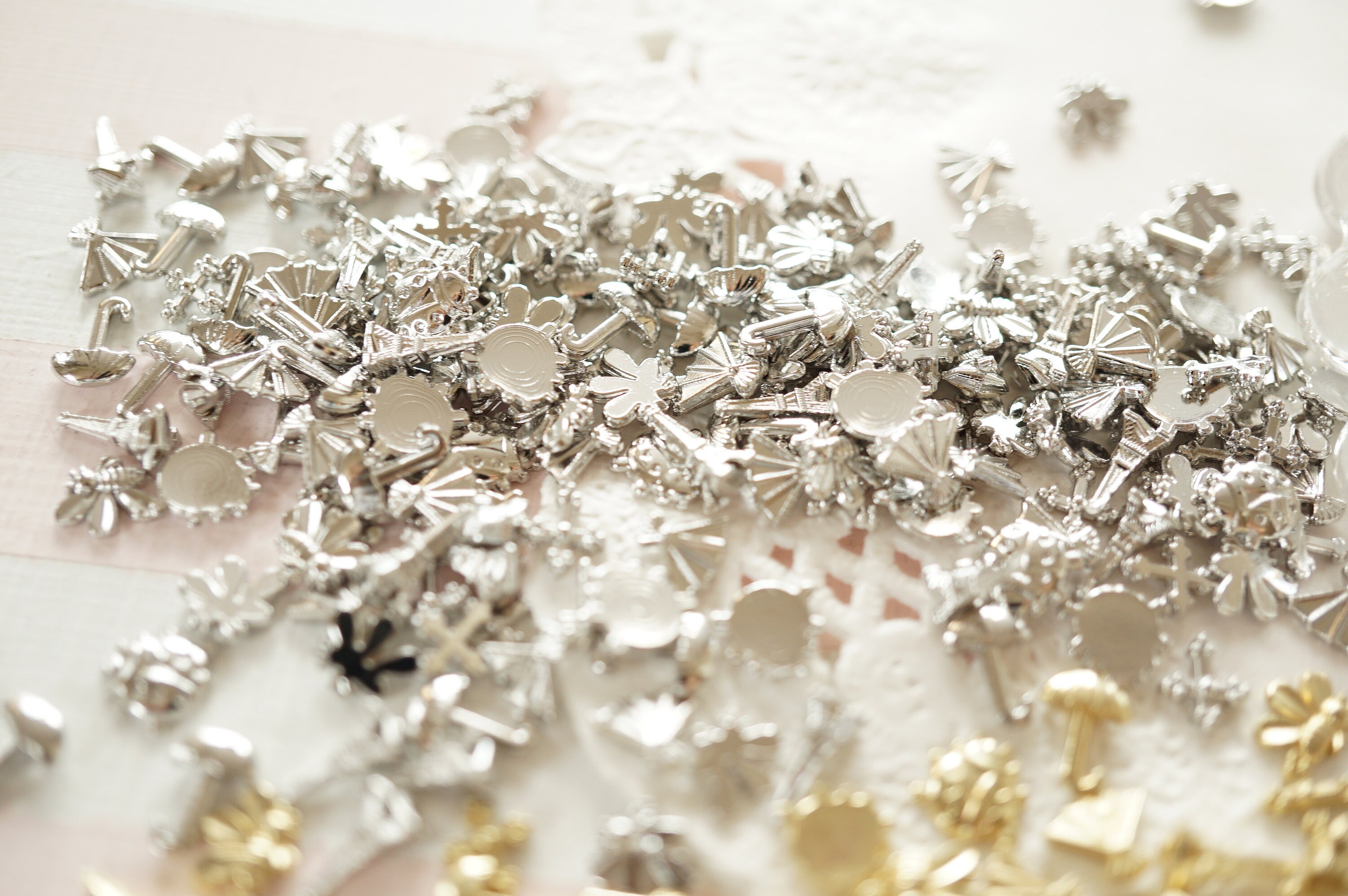 4-5g Resin Inclusions / Inserts / Supplies 3-7mm Mixed - Etsy