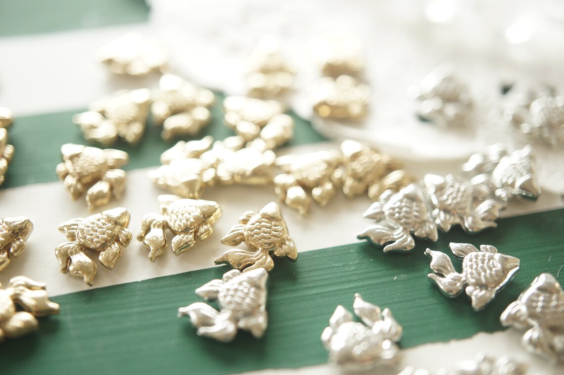 10-20pcs Resin Inclusions/inserts 10mm9mm Goldfish AA121 - Etsy