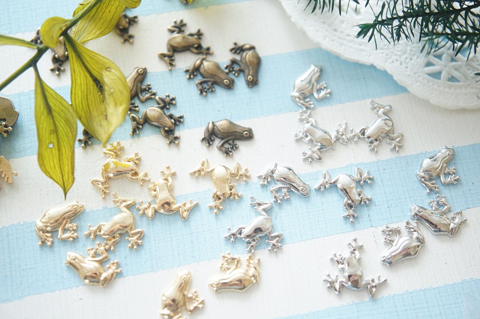 10 Pcs Resin Inclusions / Inserts / Supplies 9-14mm Frog - Etsy