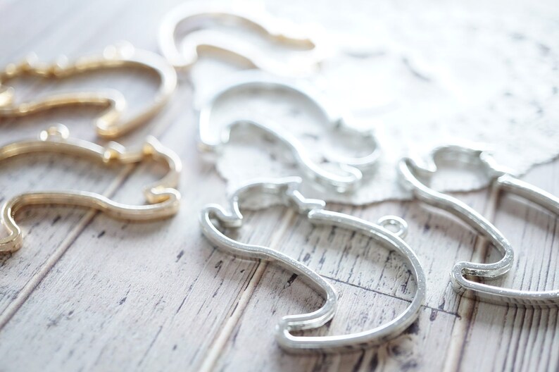 4 pcs Open Back Bezel Charms / Relaxing Cat 26mm37mm | Etsy