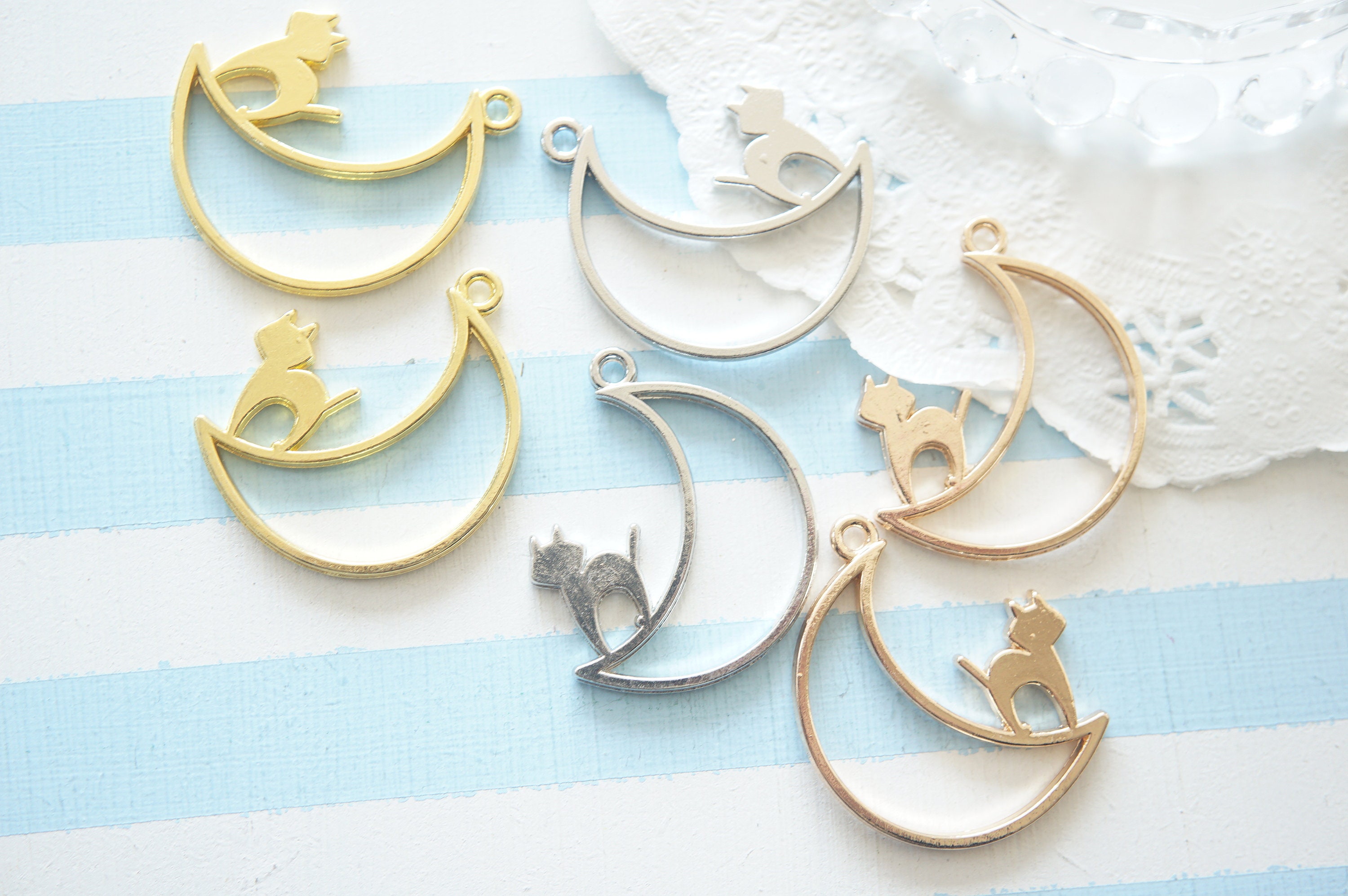 4 Pcs Open Back Bezel Charms /cat With Crescent Moon | Etsy