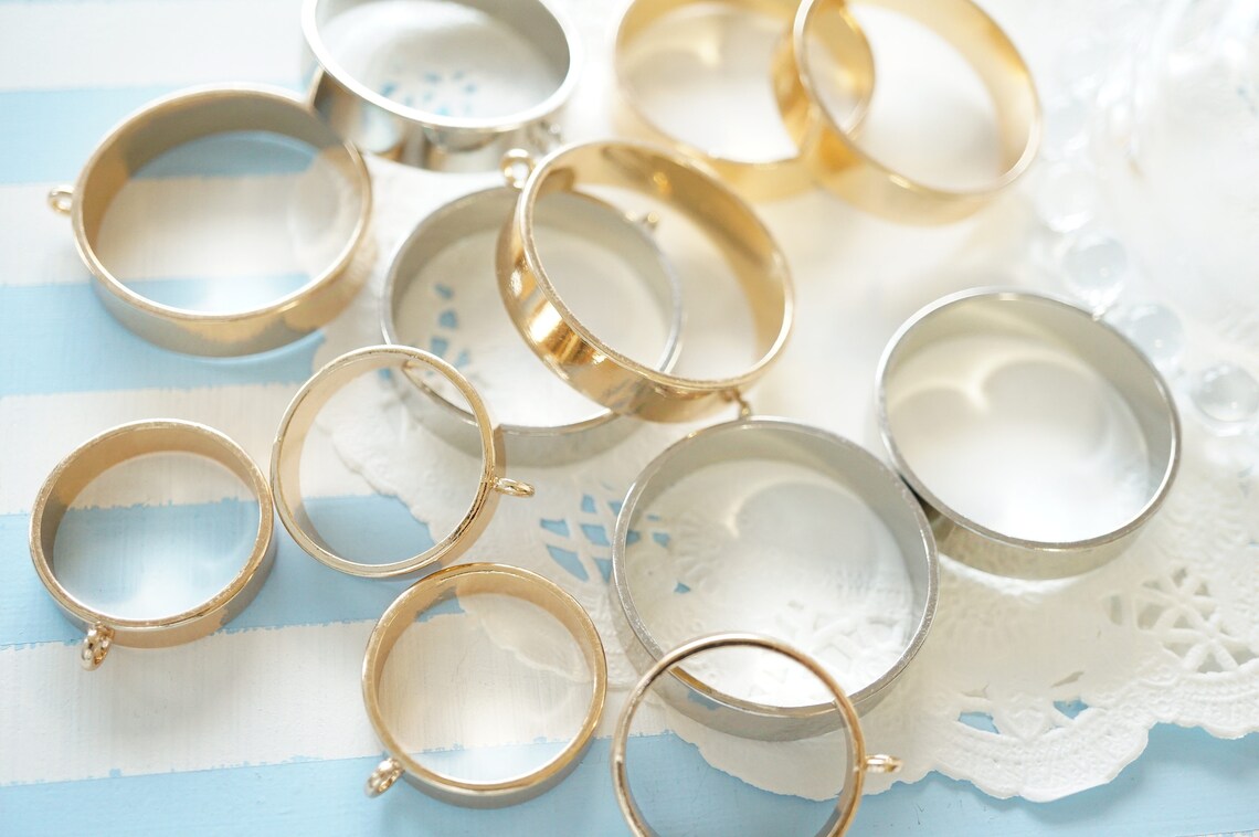 2 Pcs Open Back Bezel Charms / Thick / Simple Round 25-35mm - Etsy