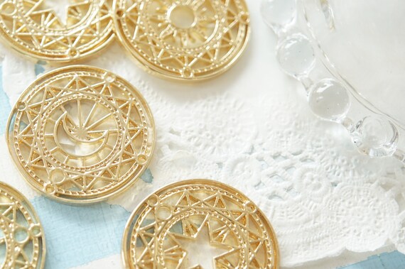 3 pcs Magical Circle Medal / Open Bezel Charm 30mm AZ979 | Etsy